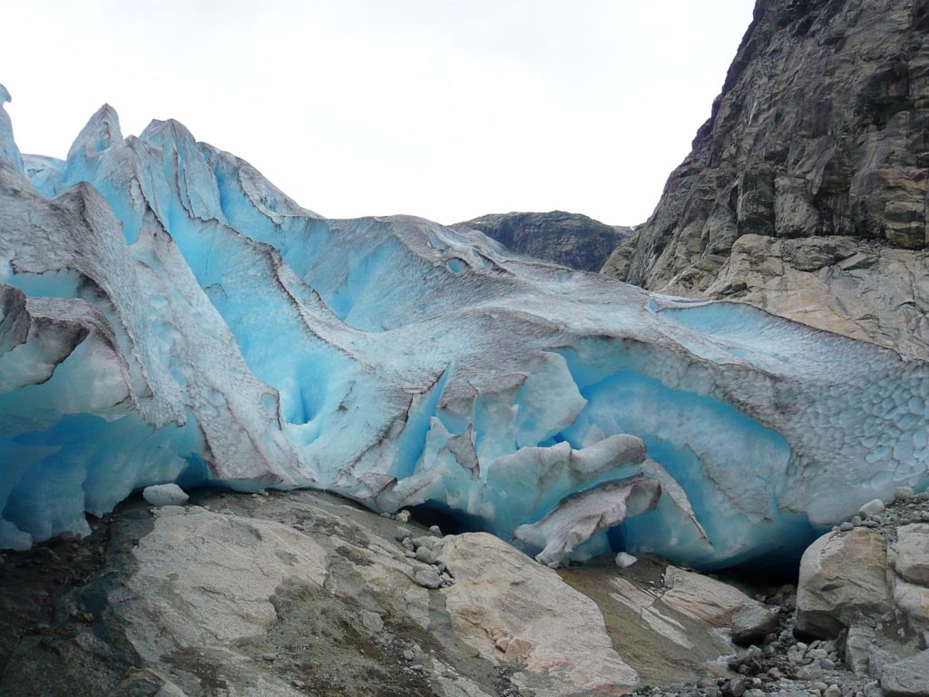 De gletsjer Nigardsbreen - Looking around