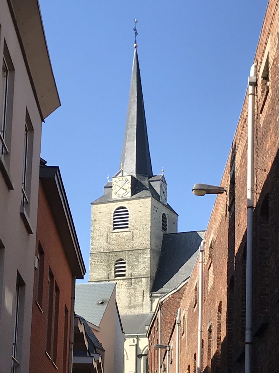 Wandelen in je achtertuin - Looking around